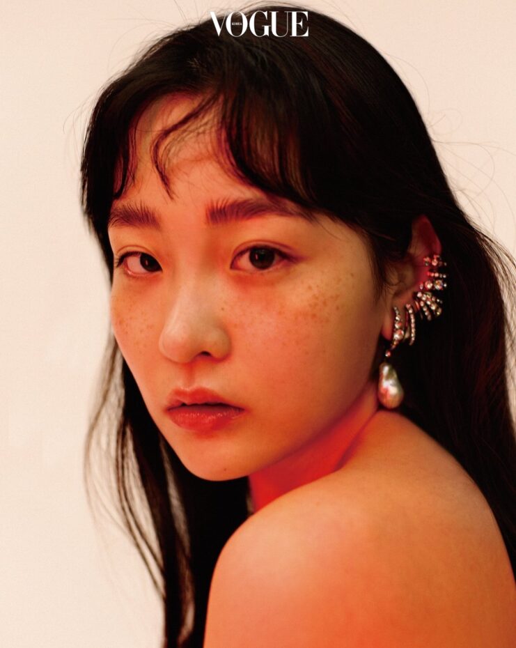 배우 김민하의 새로운 도전 | 보그 코리아 (Vogue Korea)
